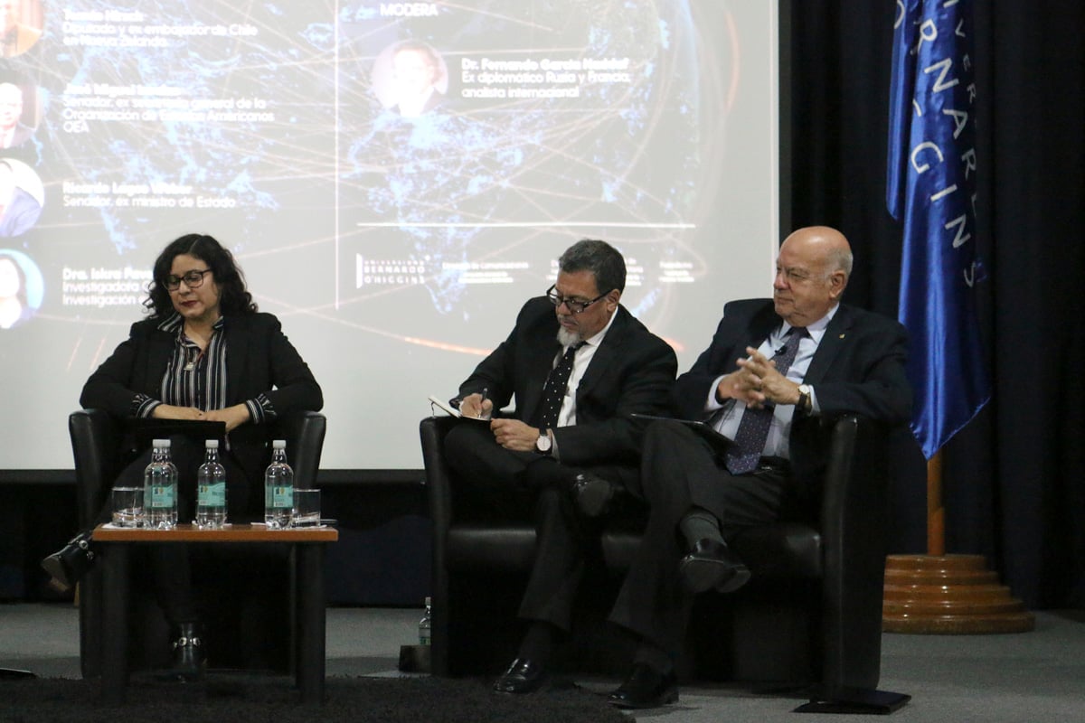 Seminario internacional abordó la política exterior de Chile – Oficina ...